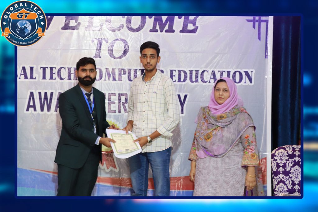 Certificate Distribution 2019 - Global Tech Computer Education